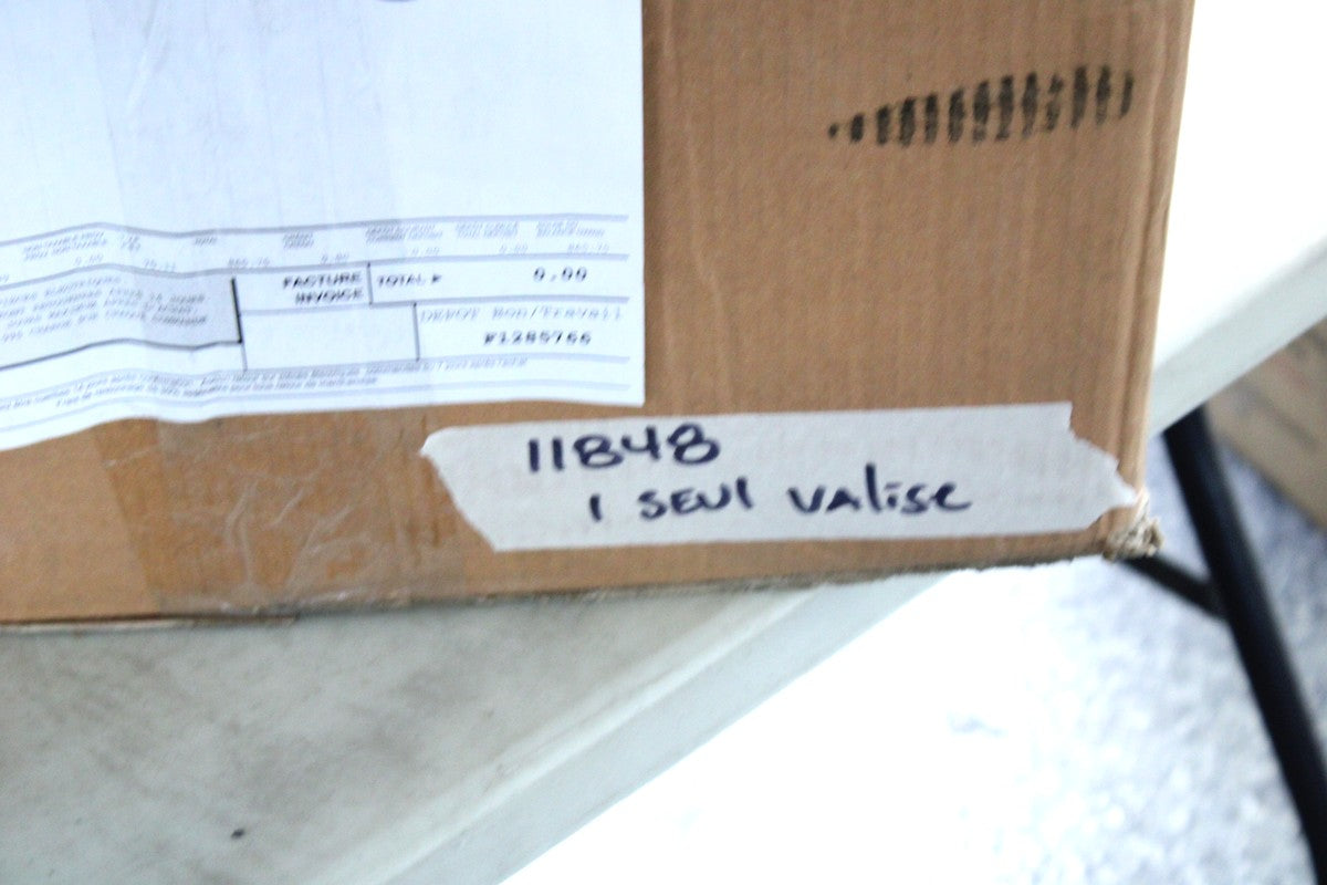 Valise gauche universelle pour project – Surplus d'Inventaire Illimité